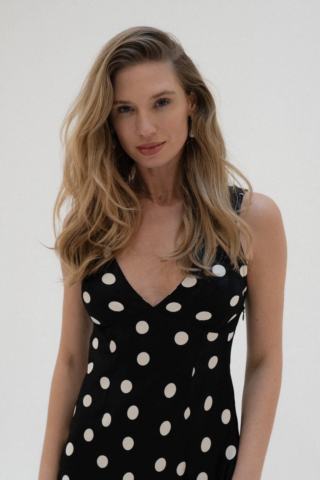 Grace Long P1500 Black – Goa Paris