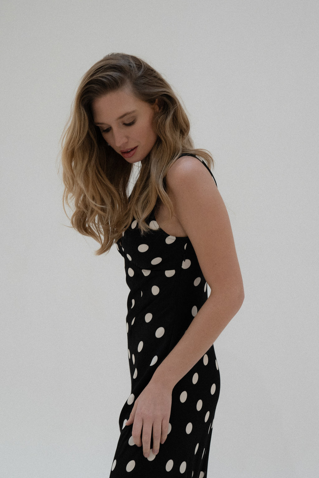 Grace Long P1500 Black – Goa Paris